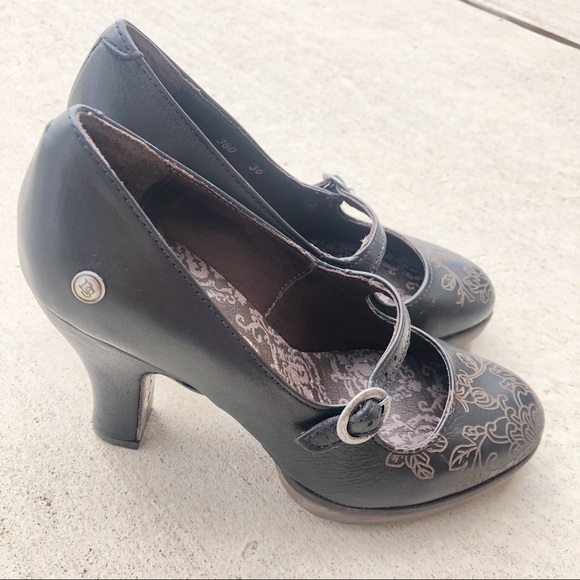 Neosens | Shoes | New Neosens European Designer Mary Jane Heels ...